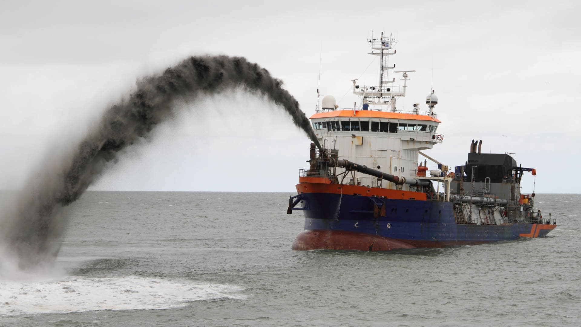 Optimizing Hydraulic Dredging Efficiency: Key Techniques