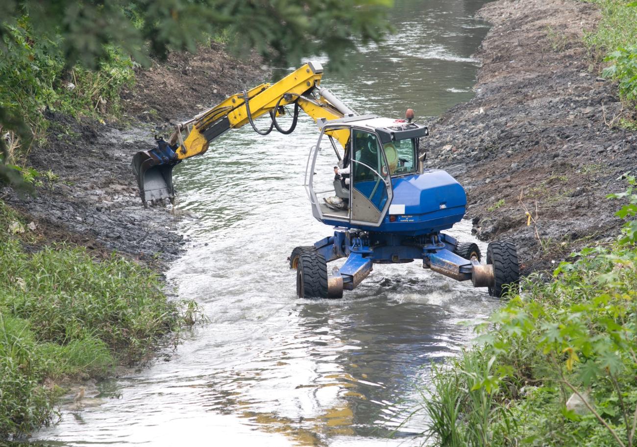How Dredging Machines Work | Modern Dredging Explained